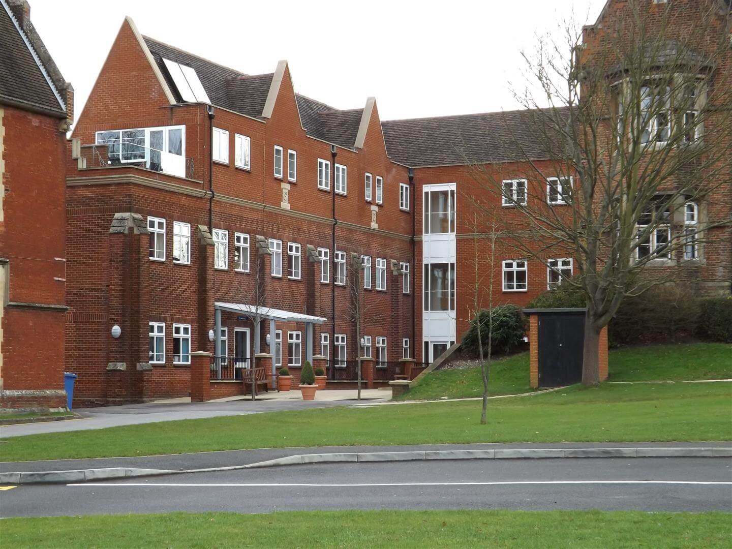 Epsom College letnja škola engleskog - program sa pratnjom | Egida